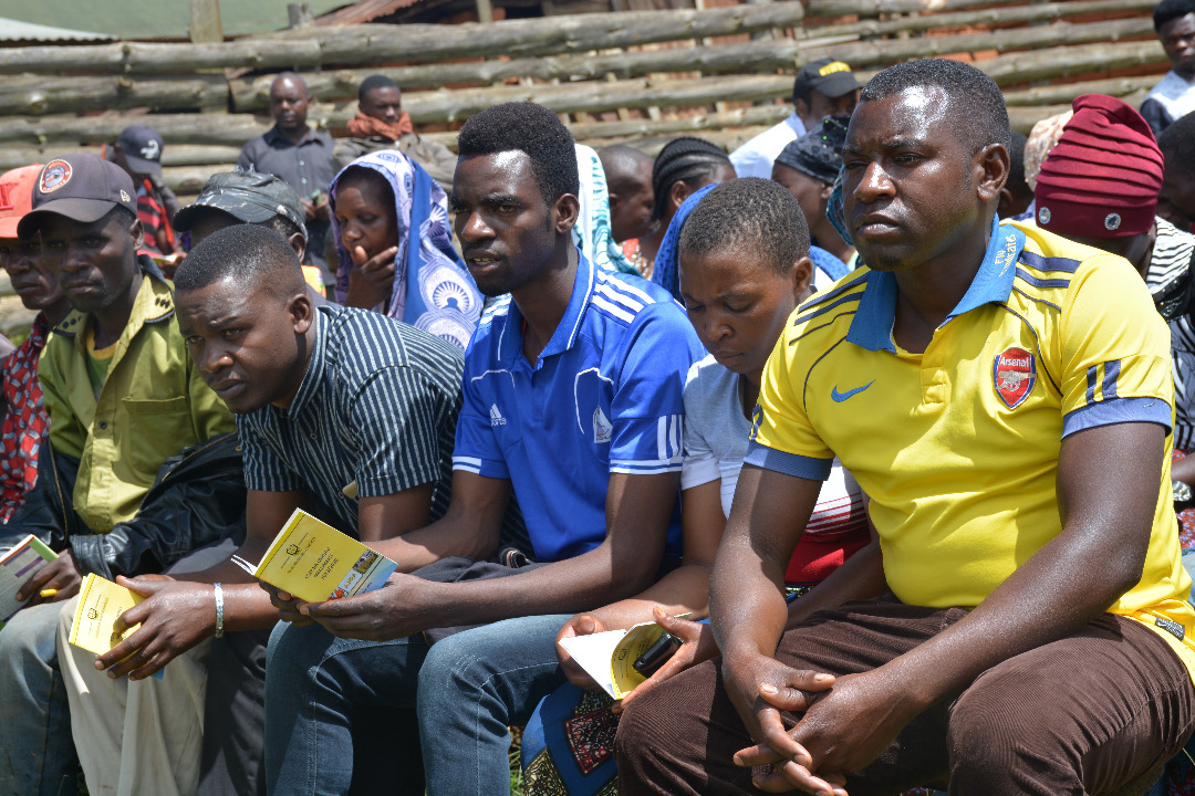 WANANCHI WAFURAHIA KUFUNGULIWA KWA OFISI YA TRA KILOLO – Full Shangwe Blog