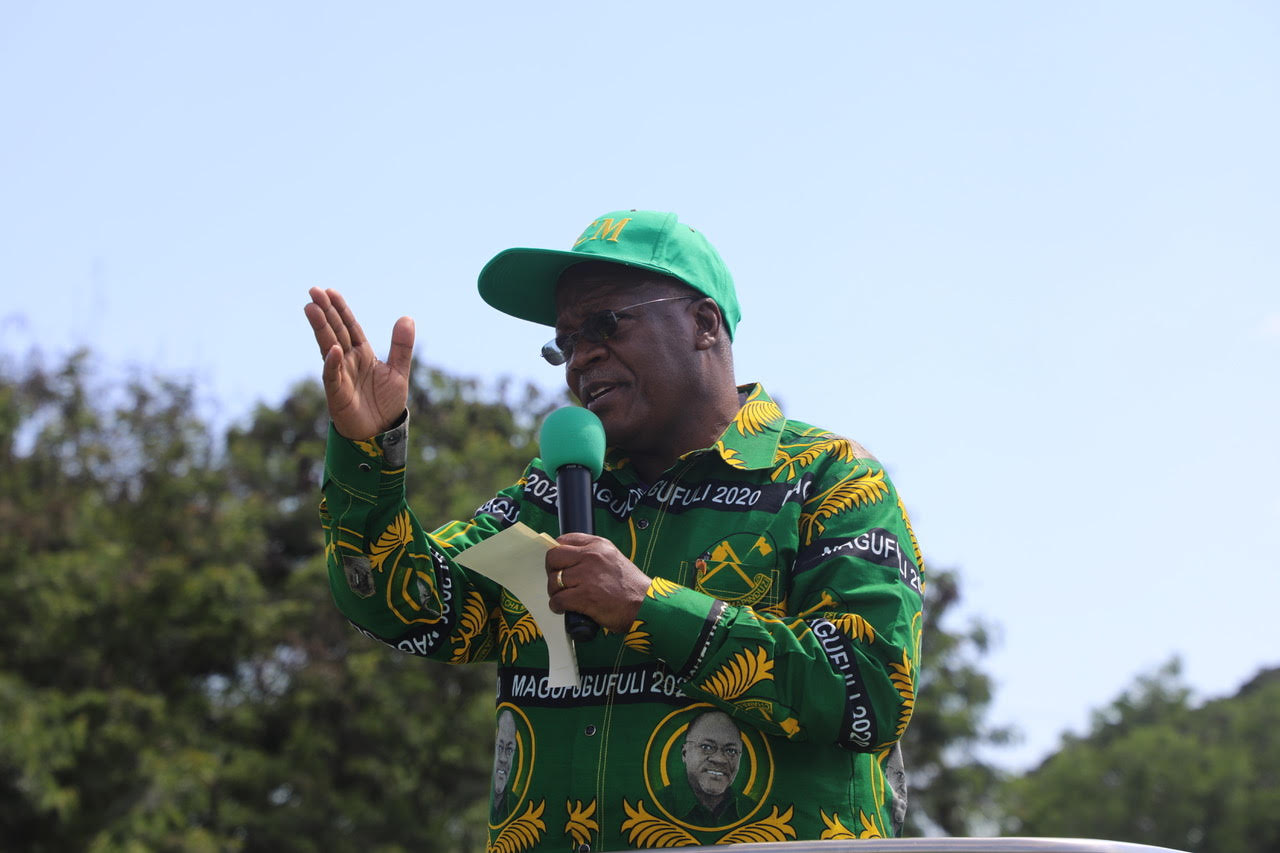MGOMBEA URAIS KUPITIA CCM RAIS MHE.DKT.MAGUFULI AZUNGUMZA NA WANANCHI ... MGOMBEA URAIS KUPITIA CCM RAIS MHE.DKT.MAGUFULI AZUNGUMZA NA WANANCHI ...