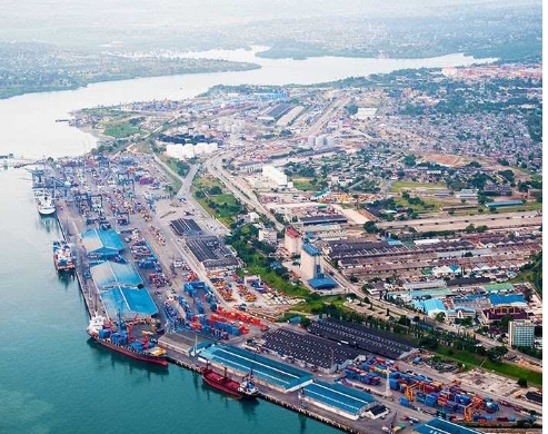 BANDARI YA DAR ES SALAAM NA MAFANIKIO YA KUHUDUMIA SHEHENA YA MZIGO WA ...