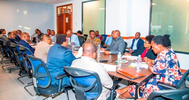 WIZARA YA ARDHI YAJA NA VIPAUMBELE VYA KUONDOA CHANGAMOTO ZA ARDHI ... WIZARA YA ARDHI YAJA NA VIPAUMBELE VYA KUONDOA CHANGAMOTO ZA ARDHI ...