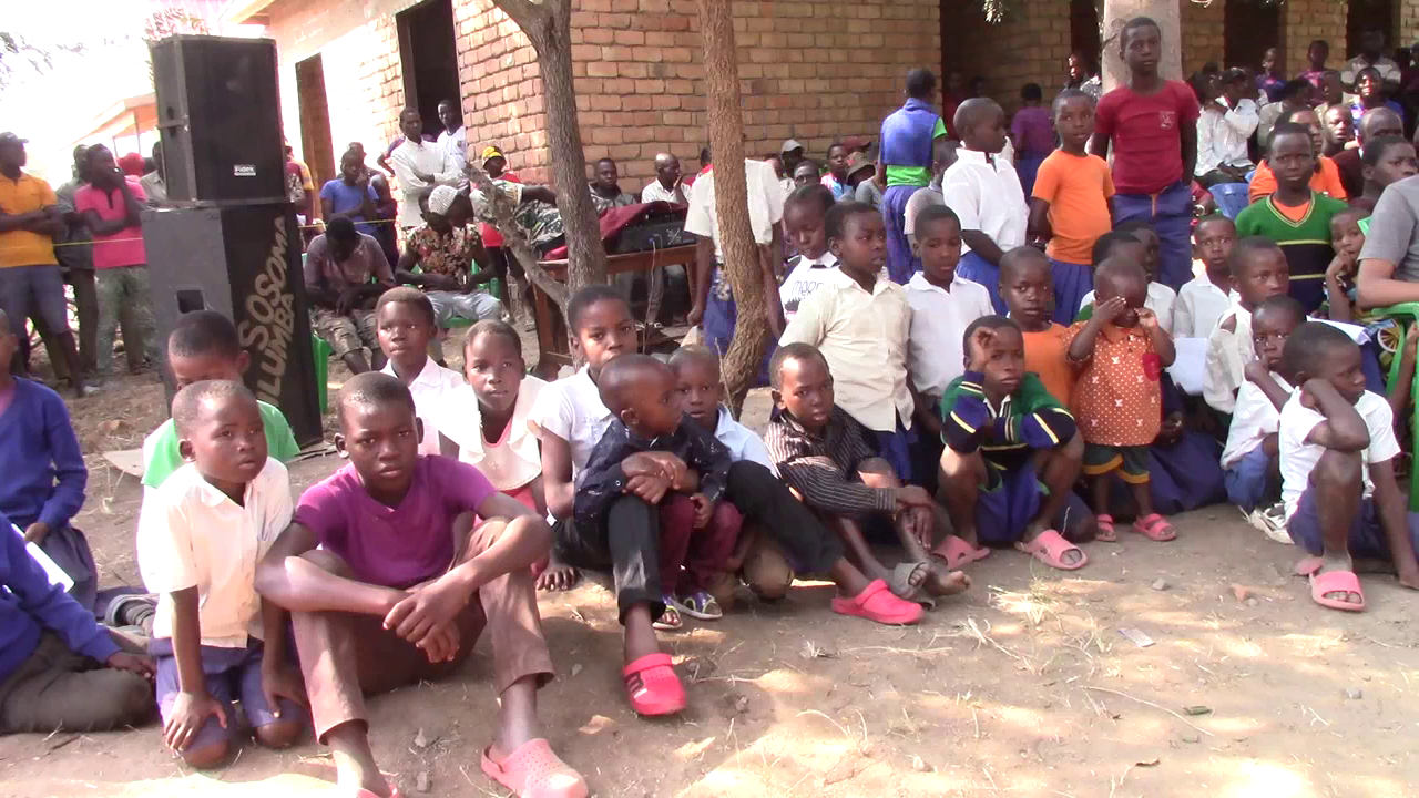 WAZAZI WAMETAKIWA KUACHA KULAZA WATOTO NA WAGENI – Full Shangwe Blog