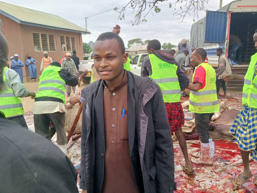 AHASANTE FOUNDATION YAGAWA NG’OMBE 600, KONDOO NA MBUZI 2,000 WA IDD EL ...