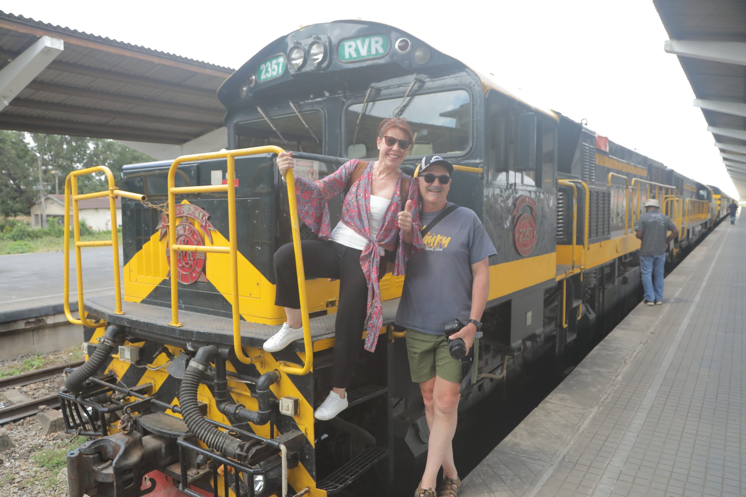 WATALII 31 WAWASILI TANZANIA KWA TRENI YA ROVOS – Full Shangwe Blog