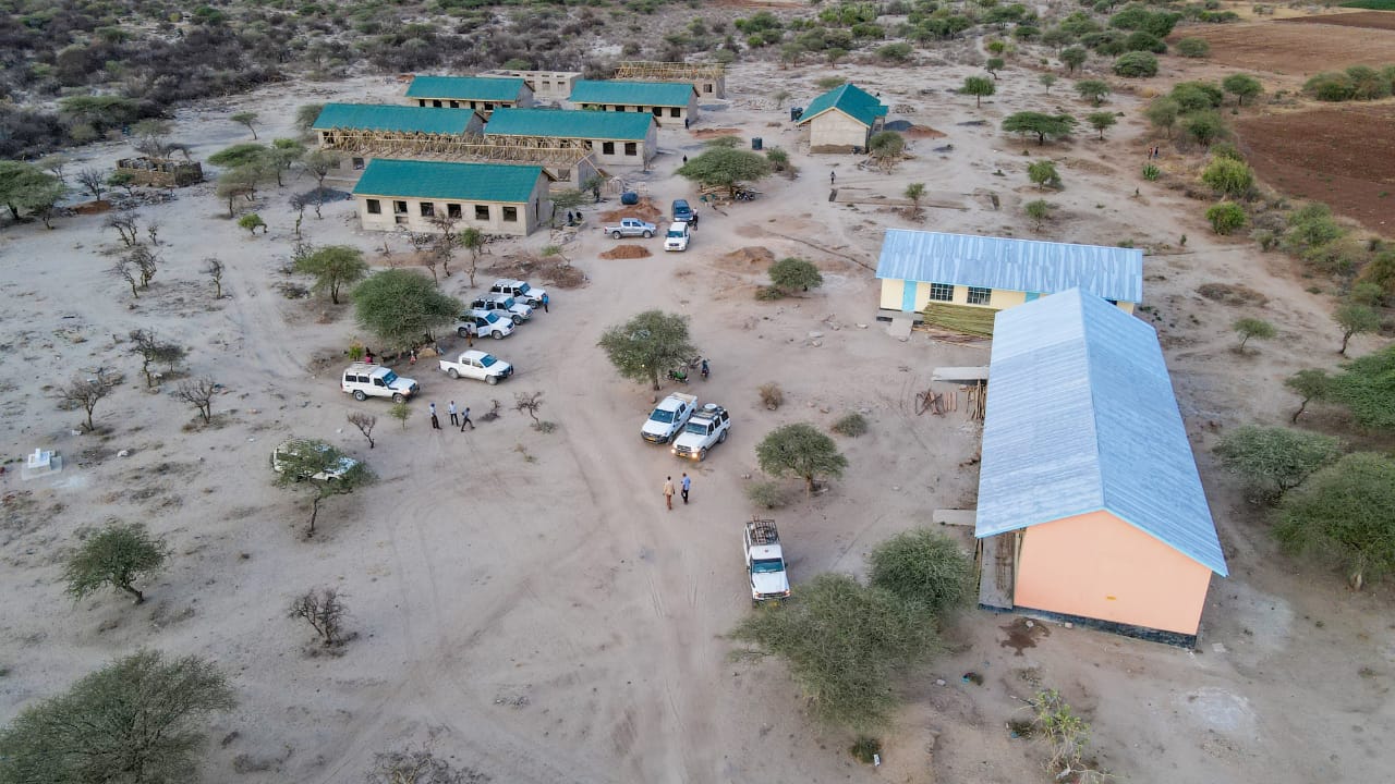 RAIS SAMIA NURU YA WATOTO LAKE EYAS KARATU. – Full Shangwe Blog
