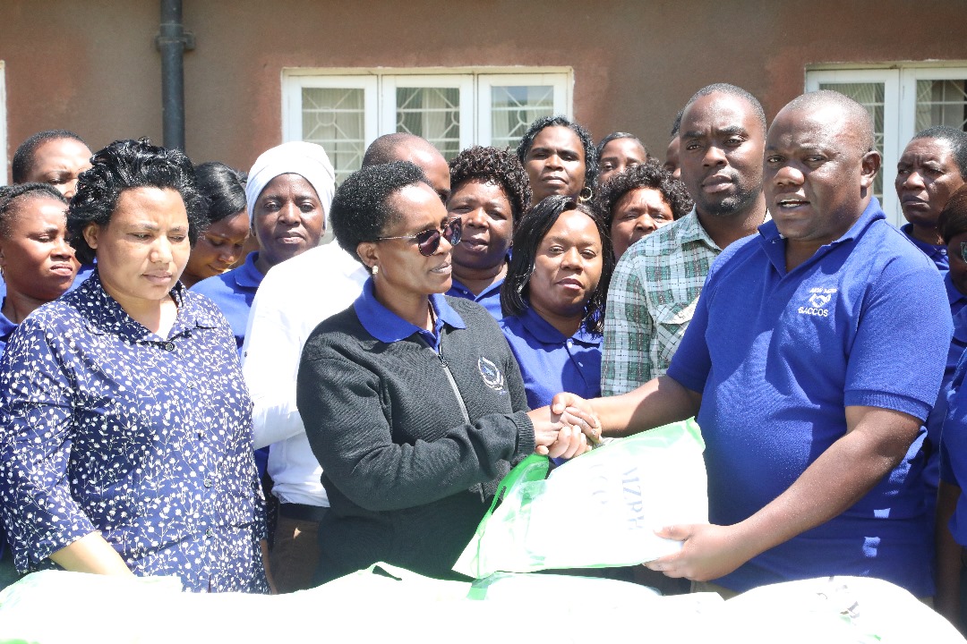 NEW MZRH SACCOSS YATOA MSAADA WA MASHUKA 200 KWA HOSPITALI YA RUFAA YA ...