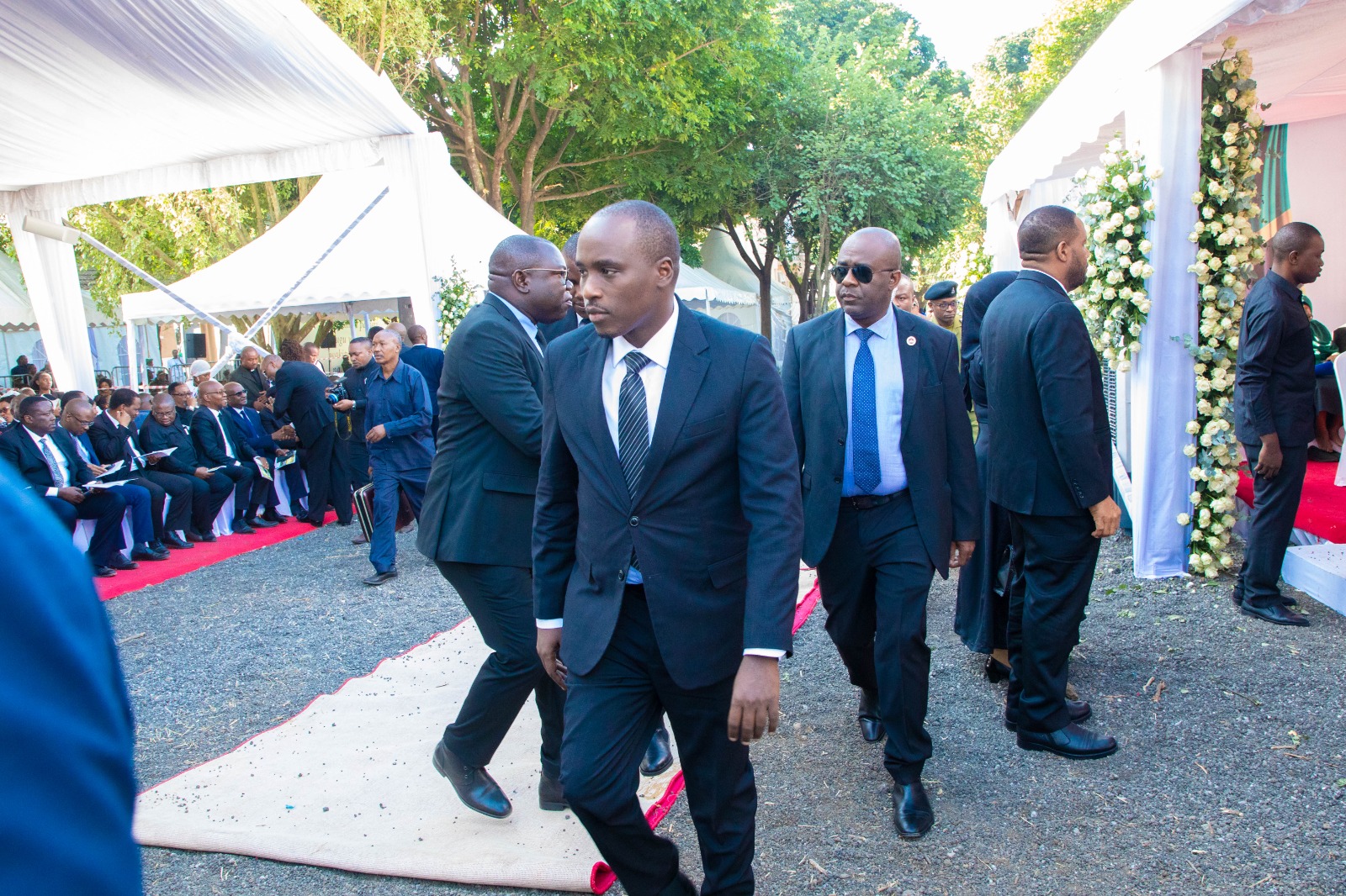 VIONGOZI MBALIMBALI WAWASILI KATIKA KIJIJI CHA NGARASH MONDULI MKOANI ...