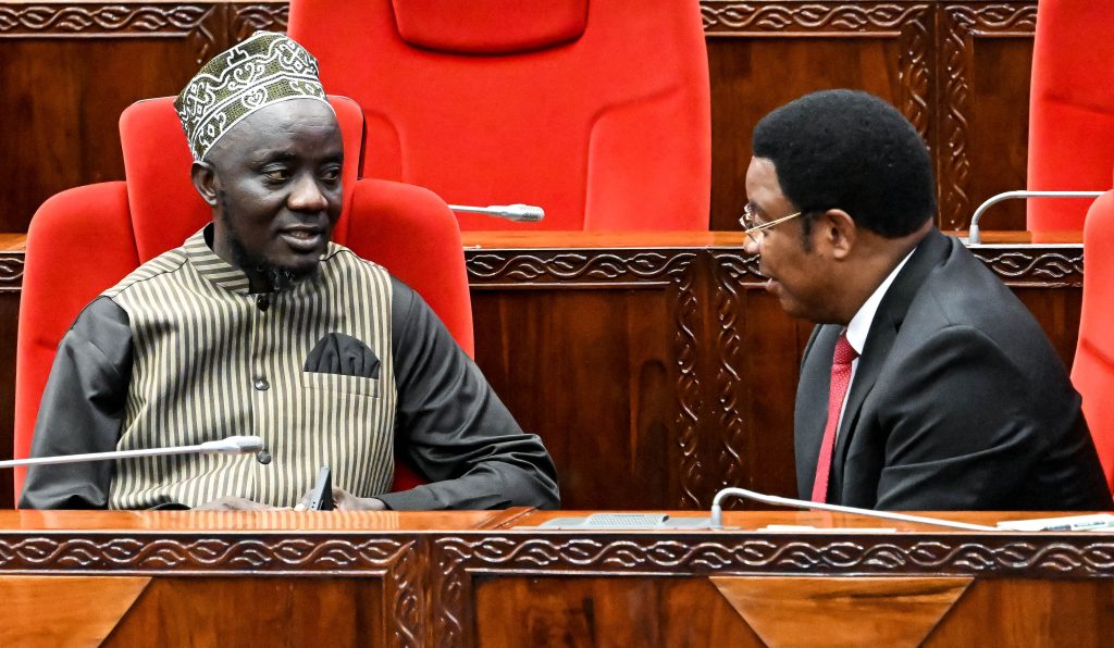WAZIRI MKUU BUNGENI DODOMA LEO – Full Shangwe Blog
