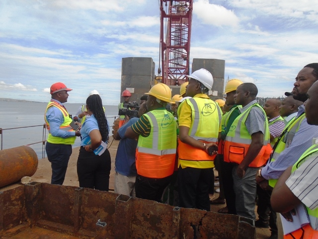 CCM YAKEMEA WAKANDARASI WA MIRADI KUONGEZEWA MUDA. – Full Shangwe Blog