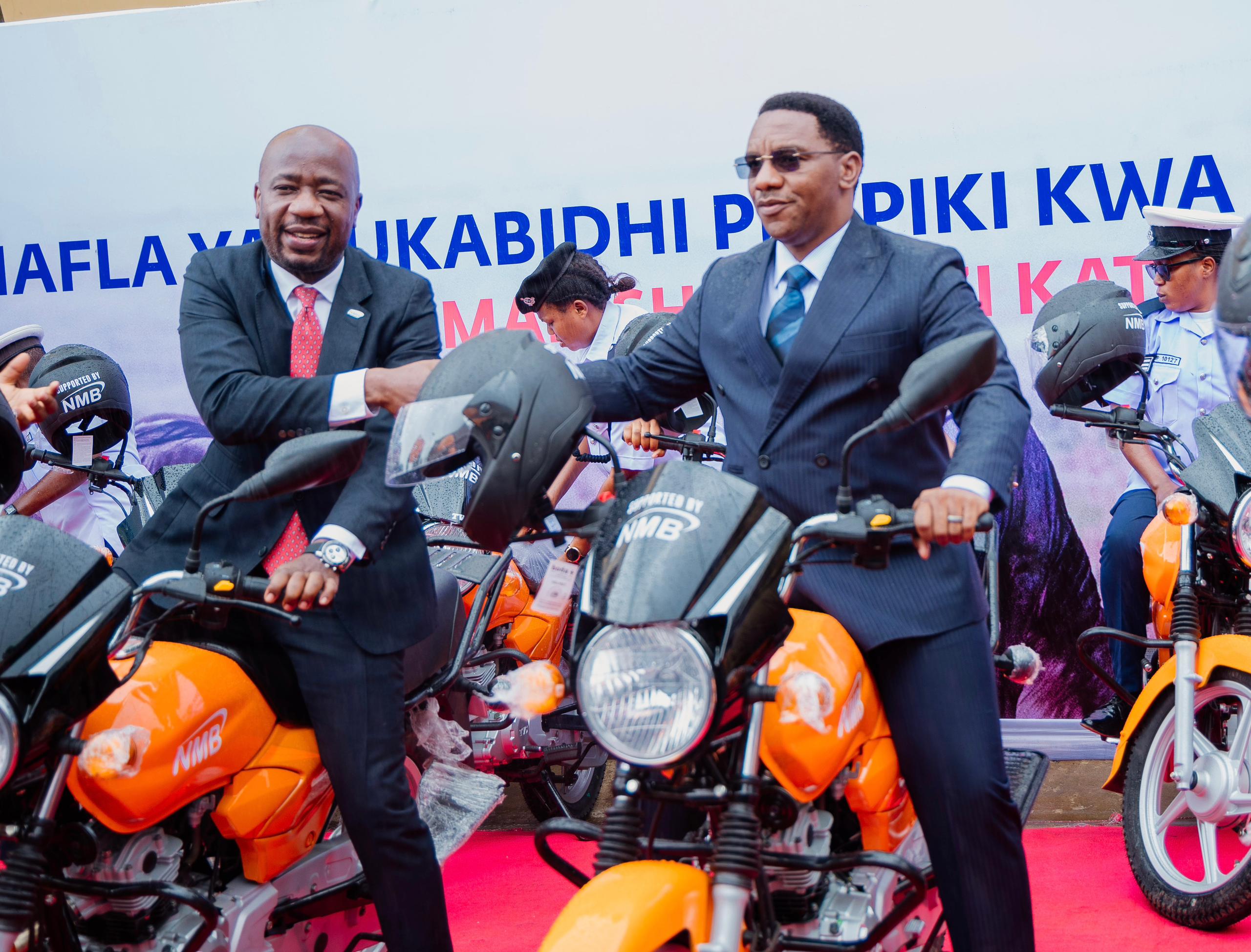 BENKI YA NMB YATOA MSAADA WA PIKIPIKI 20 KWA MKOA WA ARUSHA – Full ...