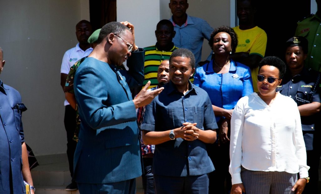SIMBACHAWENE AIPONGEZA WHI/ MRADI WA NYUMBA MWANZA – Full Shangwe Blog