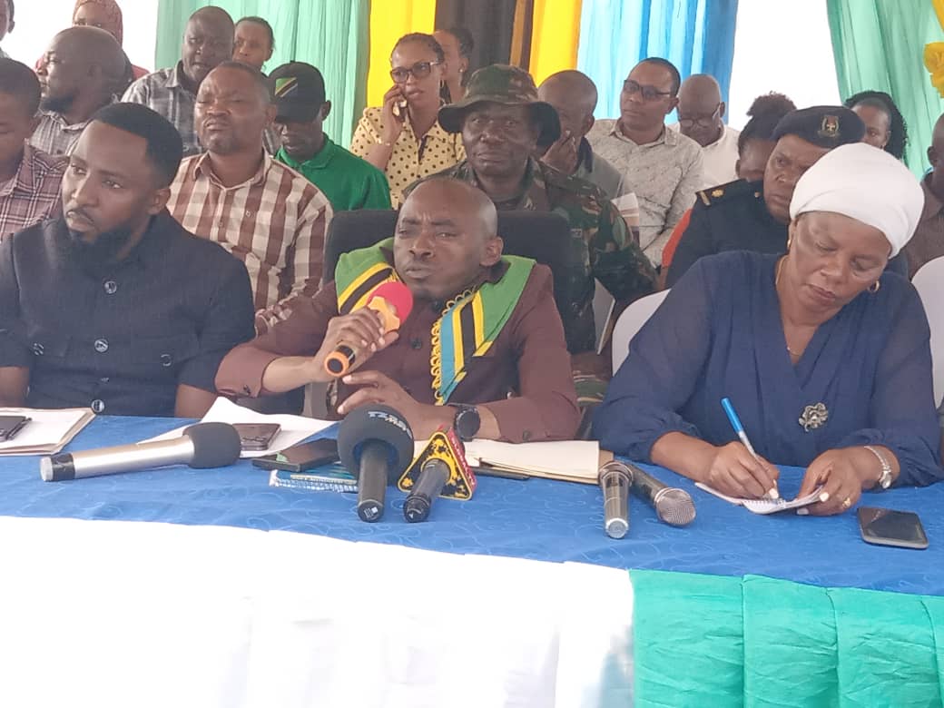 DC MAGOTI AMPIGIA SIMU AWESO, TATIZO LA MAJI MAKURUNGE,MAJUMBA SITA ...