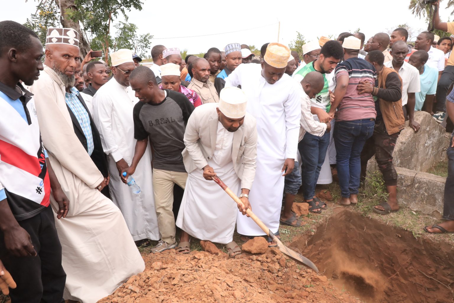 MAZIKO YA ALI MOHAMED KIBAO JIJINI TANGA – Full Shangwe Blog