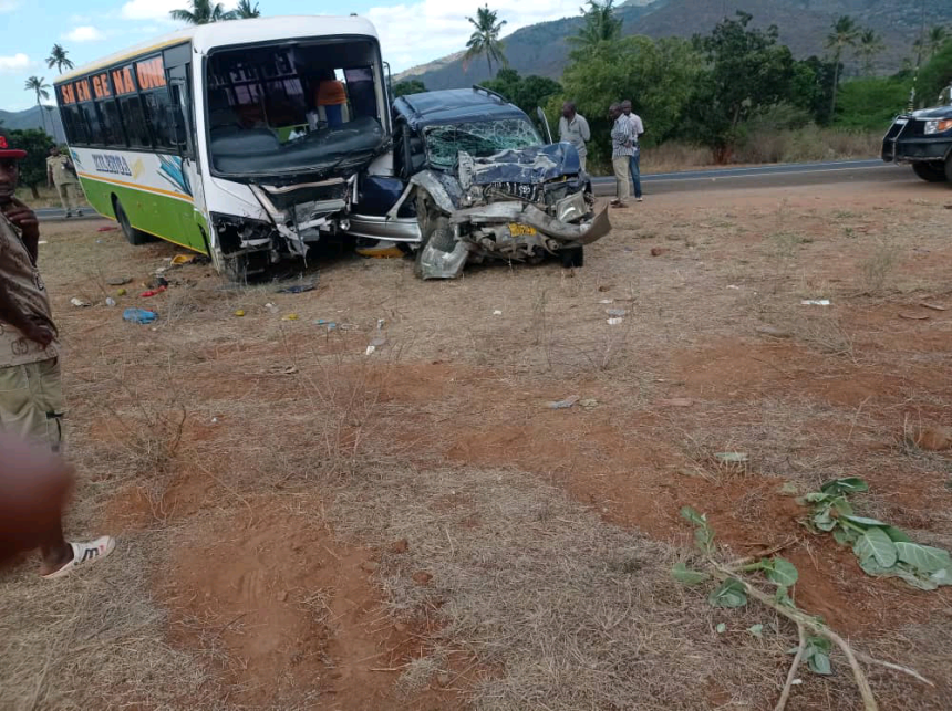 ASKOFU WA KKKT MWANGA APOTEZA MAISHA KWENYE AJALI MWANGA – Full Shangwe ...
