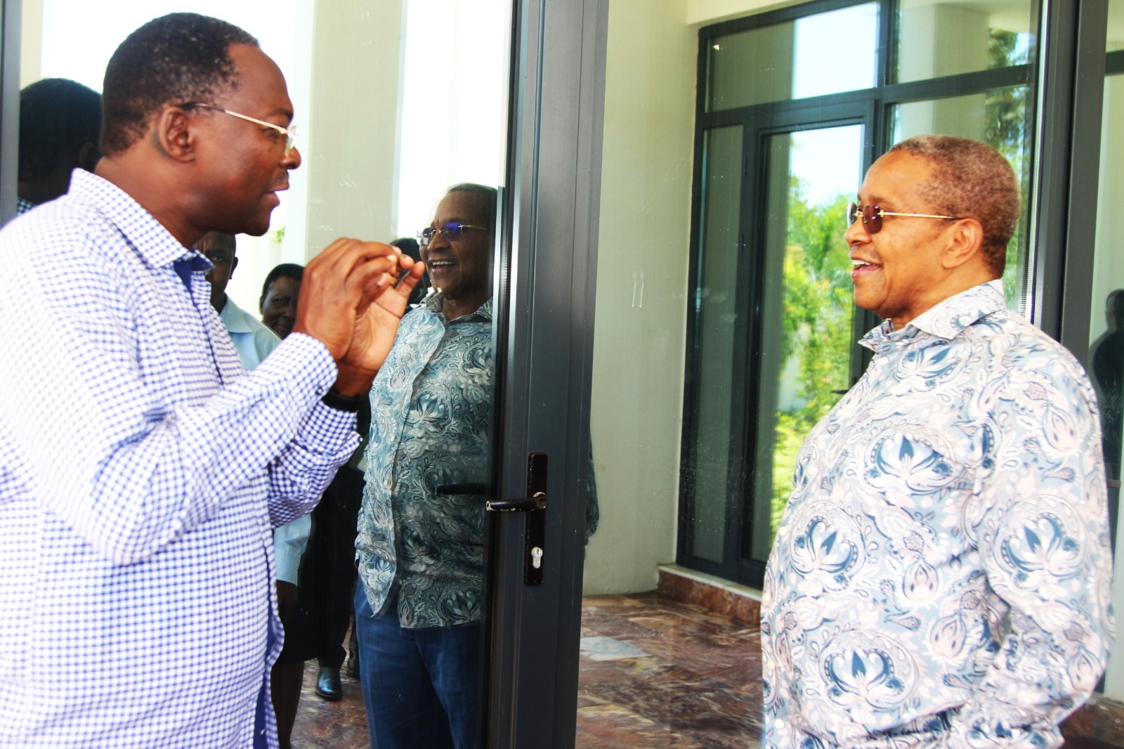 MHE. SIMBACHAWENE ATETA NA RAIS MSTAAFU JAKAYA KIKWETE – Full Shangwe Blog