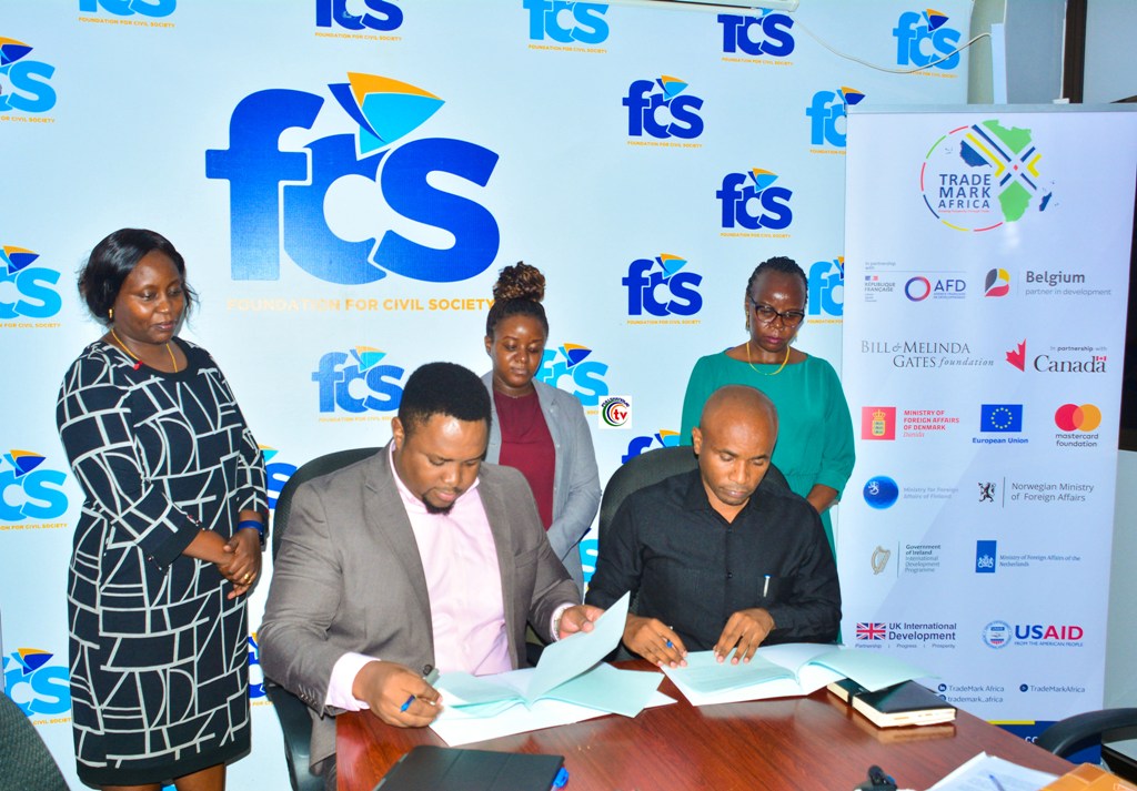 FCS WASAINI MKATABA WA MIAKA MITATU KUISAIDIA LATRA CCC – Full Shangwe Blog