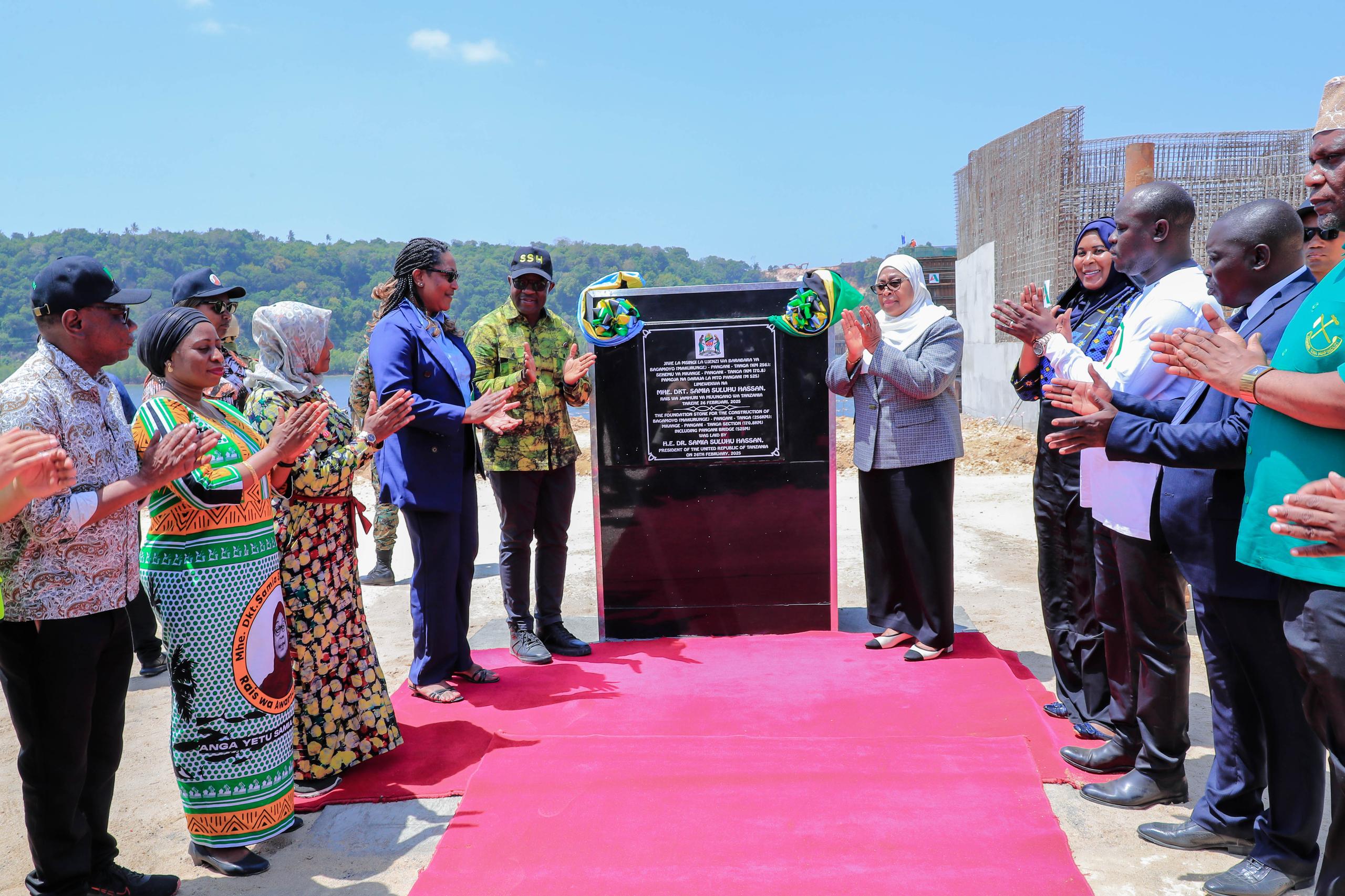 RAIS DKT. SAMIA: BARABARA YA BAGAMOYO – PANGANI-TANGA NA DARAJA LA ...