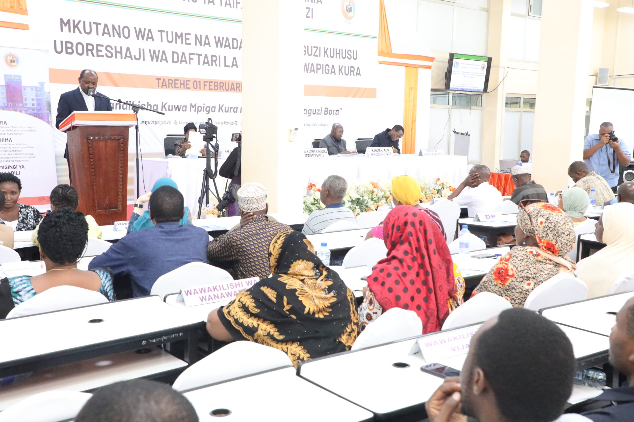 WAPIGA KURA WAPYA LAKI NNE KUANDIKISHWA TANGA NA PWANI – Full Shangwe Blog