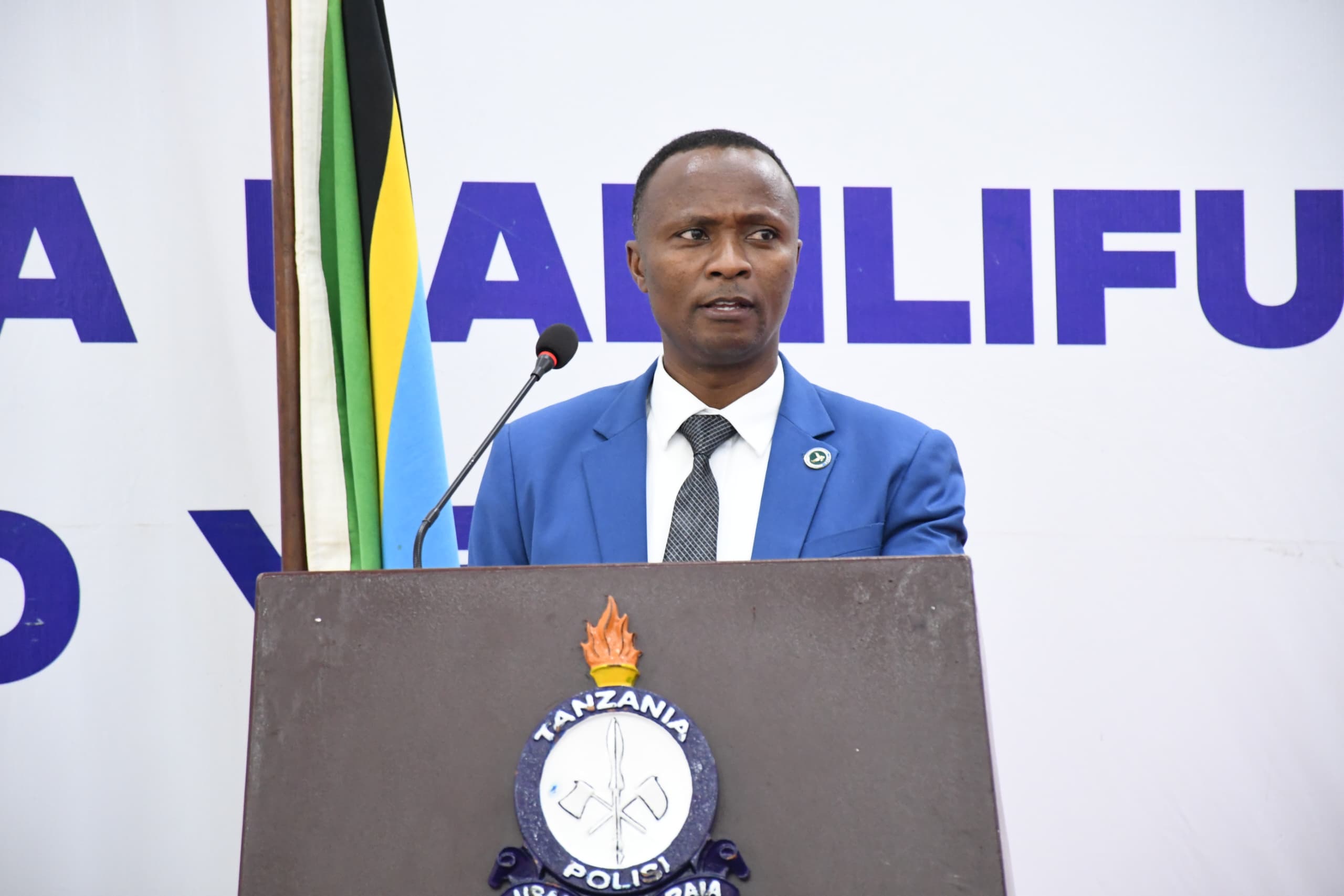 DCI KINGAI AKUTANA NA WAKUU WA UPELELEZI MIKOA KUUJADILI UHALIFU WA ...
