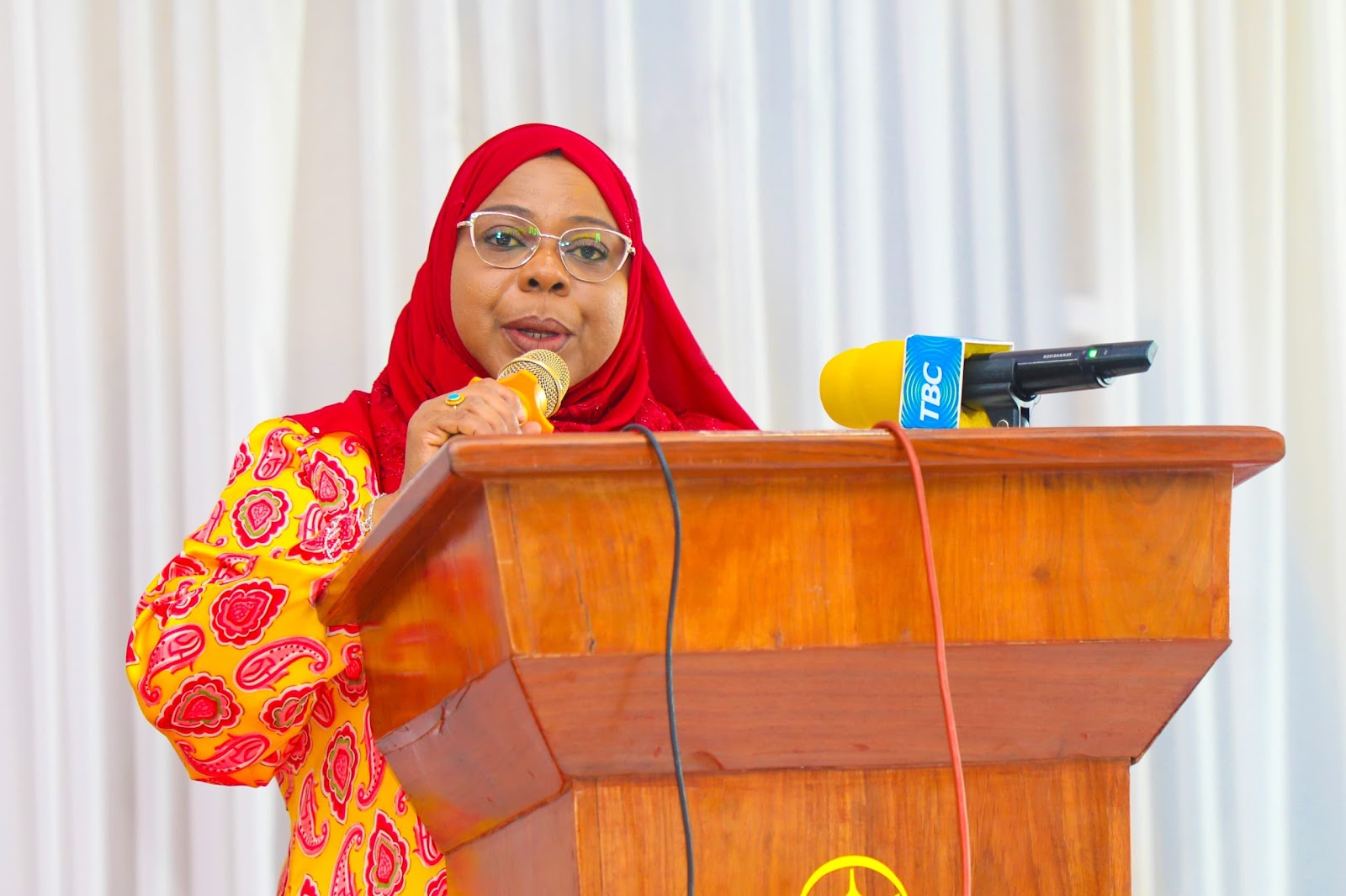 NAIBU WAZIRI MWANAIDI ATAKA WATUMISHI KUFANYA KAZI KWA BIDII NA WELEDI ...