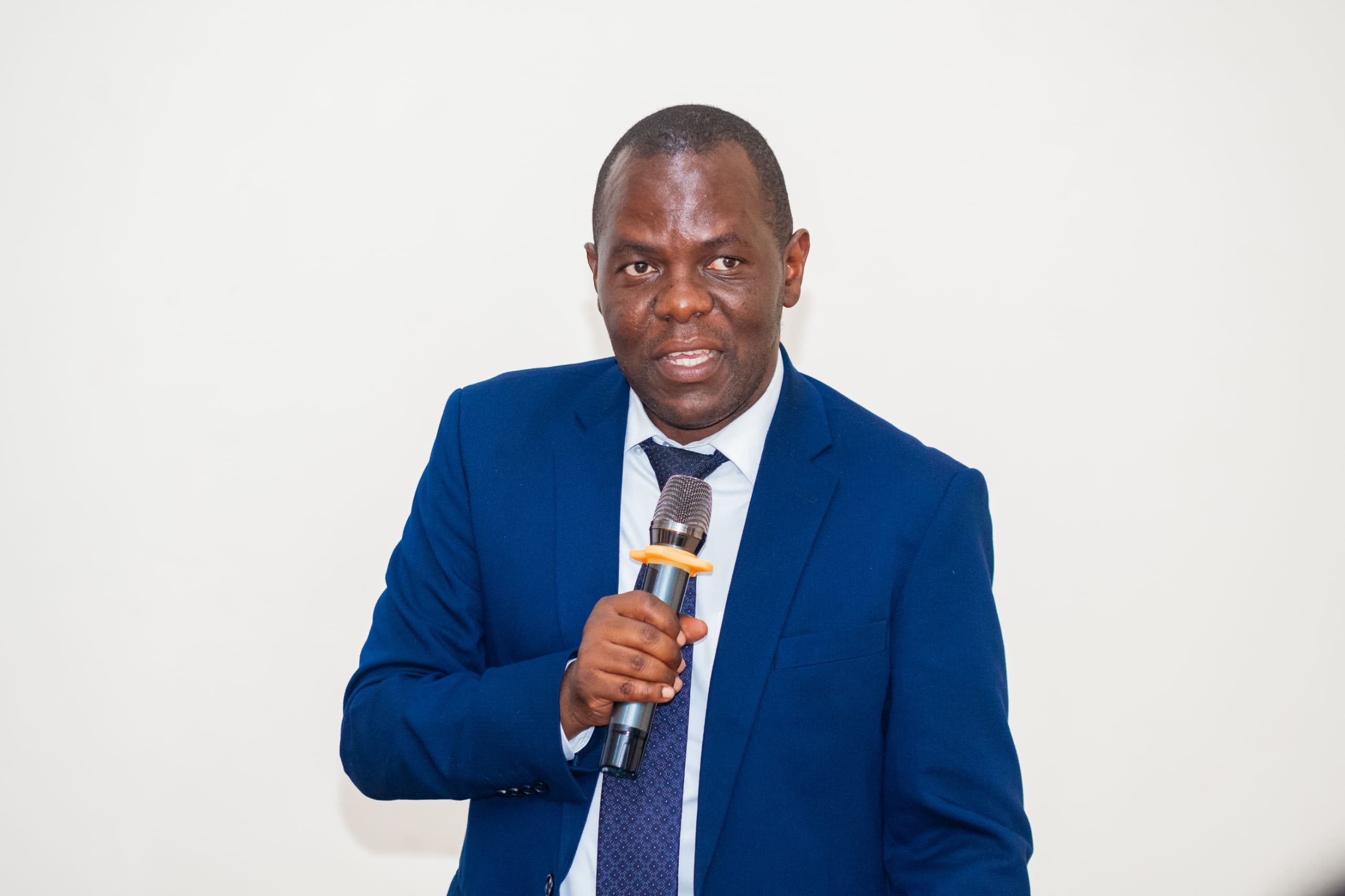 WAGANGA WAKUU WA WILAYA WAPATIWA MAFUNZO YA UONGOZI – Full Shangwe Blog