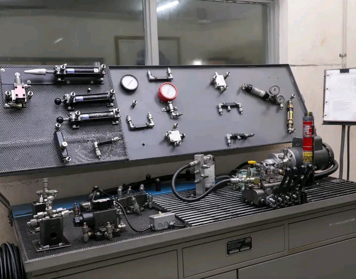 VETA MOSHI YAZIDI KUNG’ARA KWA ELIMU AMALI – Full Shangwe Blog